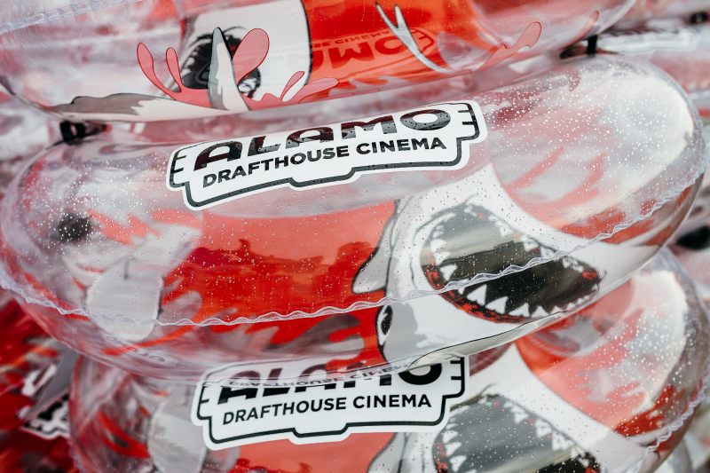 Jaws The Ride No Water Universal Studios' Jaws: The Fintastic Inside ...